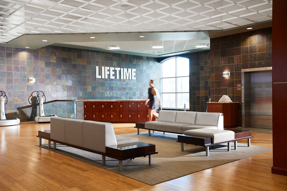 Luxury Amenities at Sky (Manhattan) | Life Time
