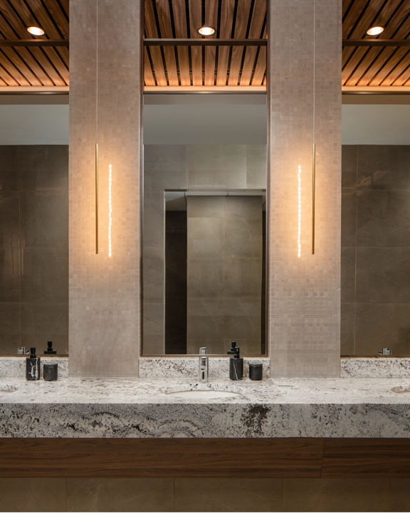 Luxury Amenities at Target Center (Minneapolis) | Life Time