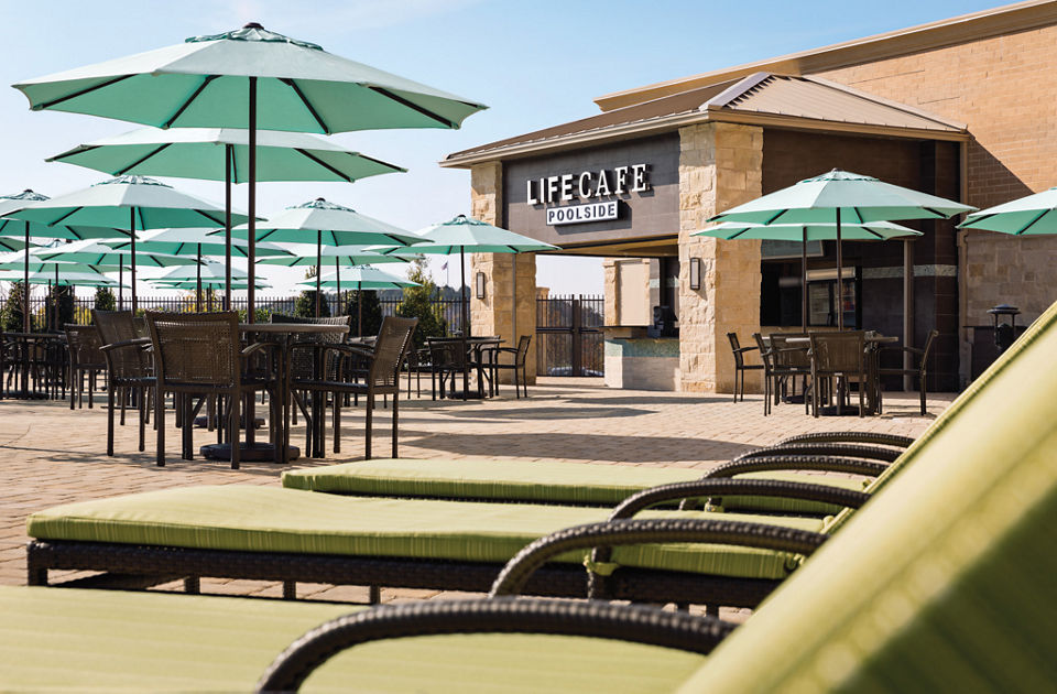 Luxury Amenities at Happy Valley-Peoria | Life Time