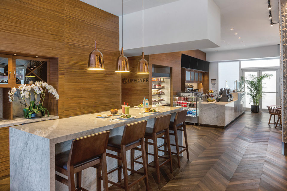 Luxury Health Club & Fitness Center Sky (Manhattan) , NY | Life Time