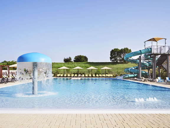 Pools at Westlake | Life Time